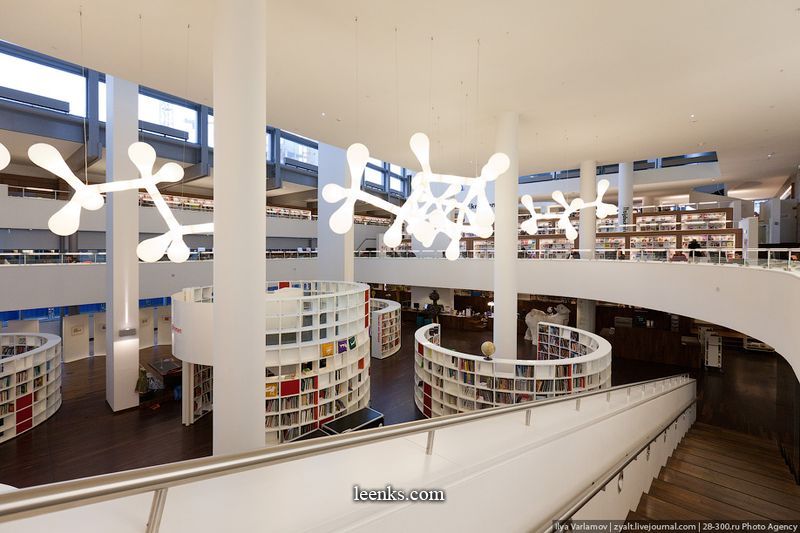 Amsterdam public library - Largest library in Euro - leenks.com